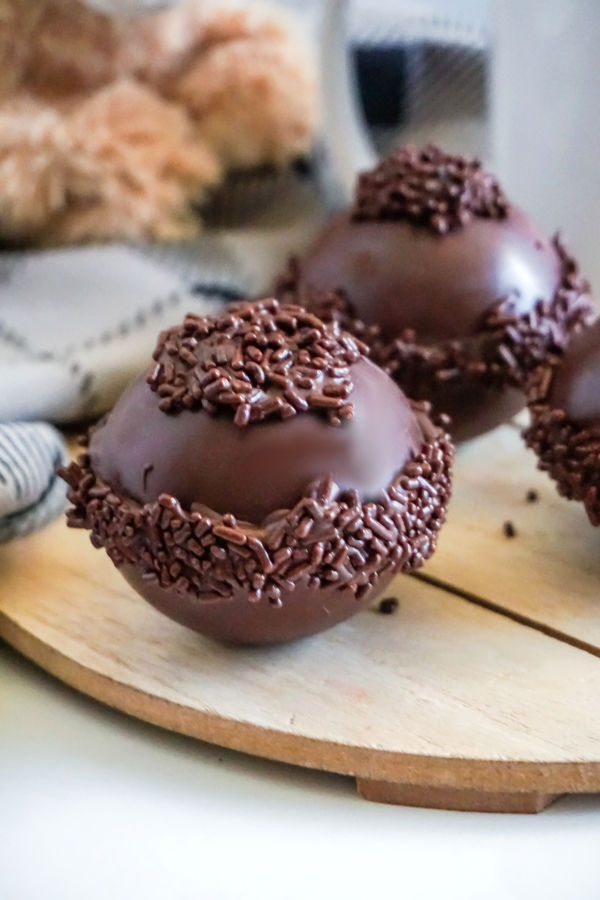 How to Make Hot Chocolate Bombs with Corgi Marshmallows for Gifts